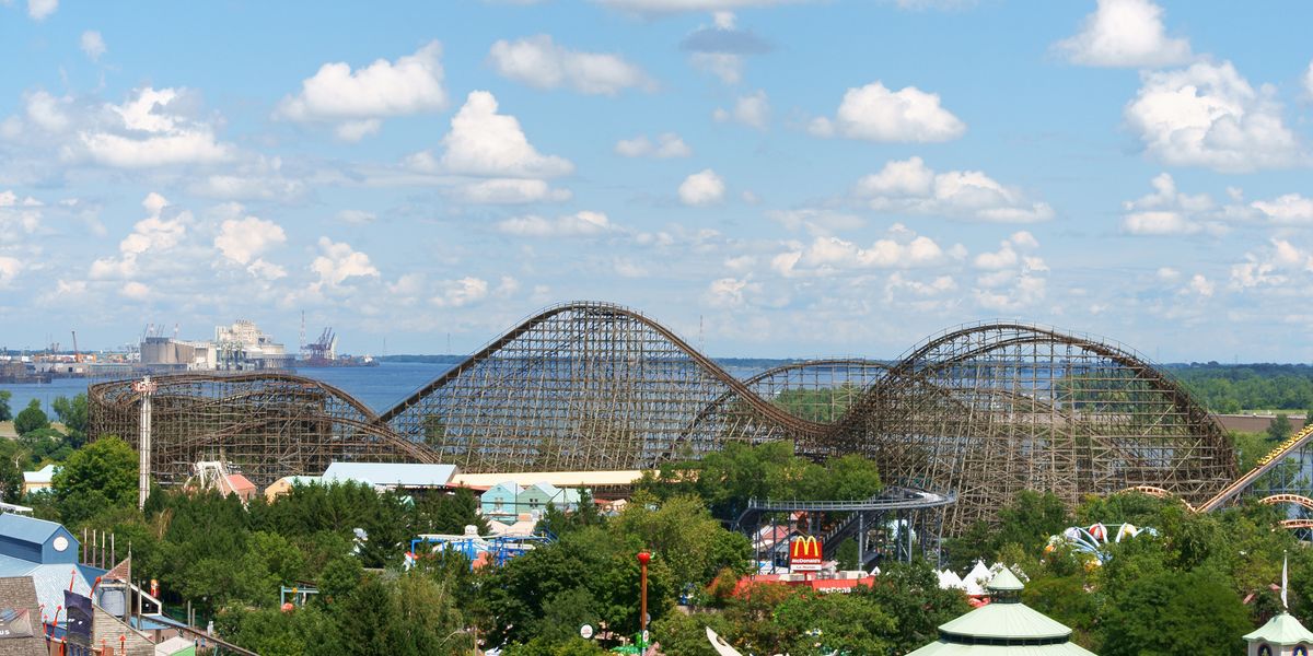 La Ronde Is Officially Reopening & Bars Say It's Unfair - MTL Blog